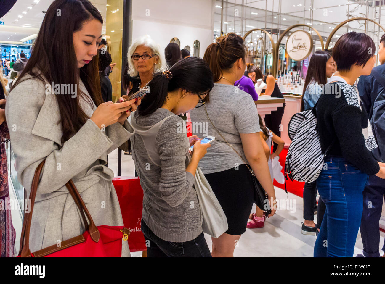 Paris, France, Large Crowd People, Chinese Teenagers, Tourists Queuing ...