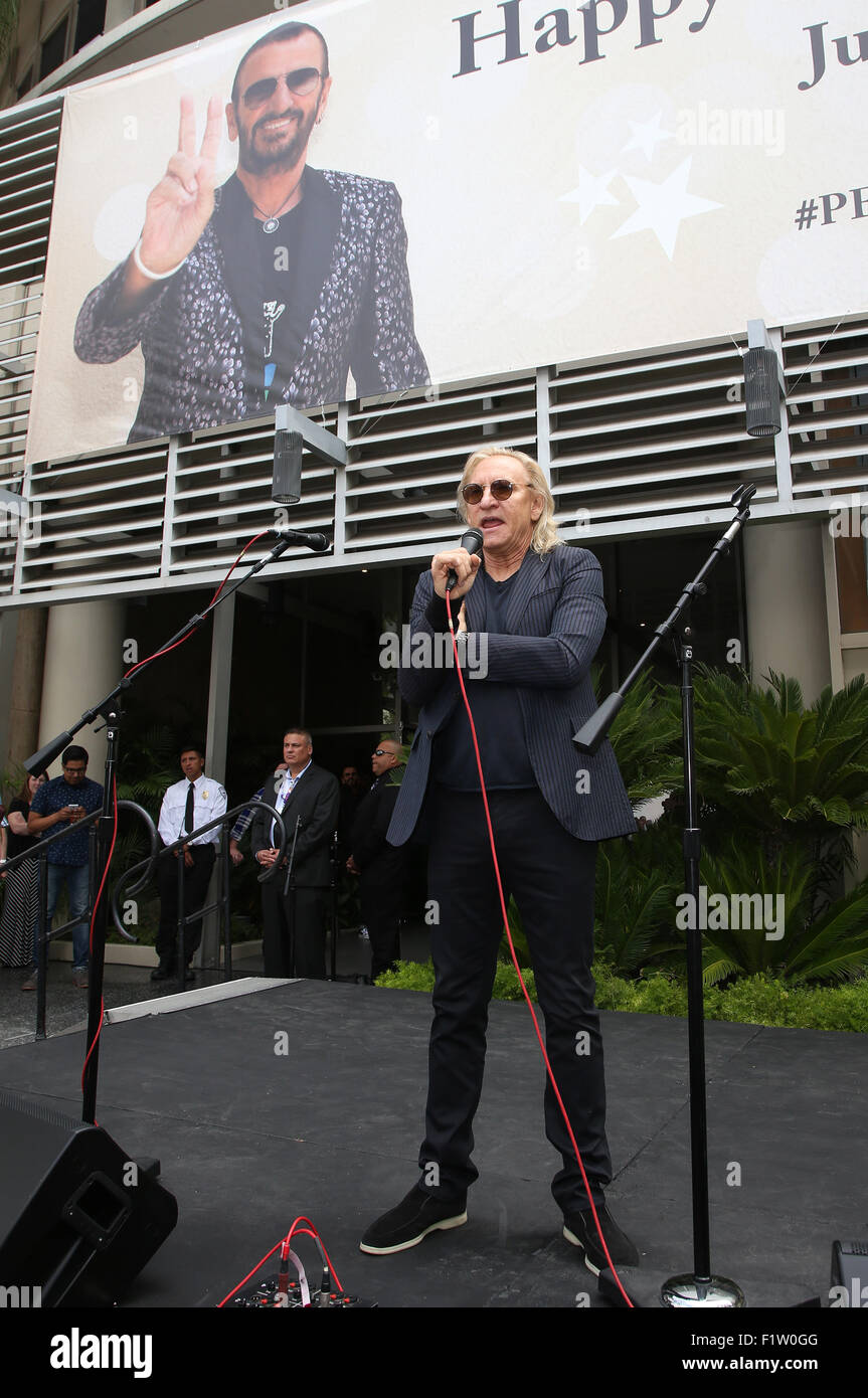 Birthday fan gathering for Ringo Starr's 75th and to call for peace ...