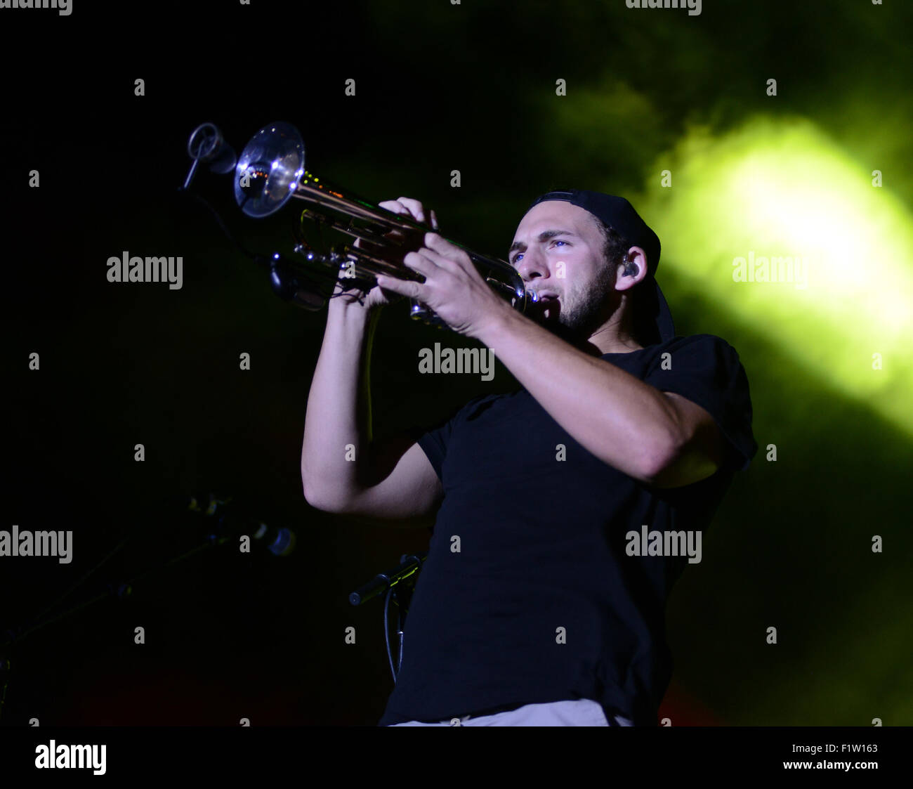 Calf singer hi-res stock photography and images - Alamy