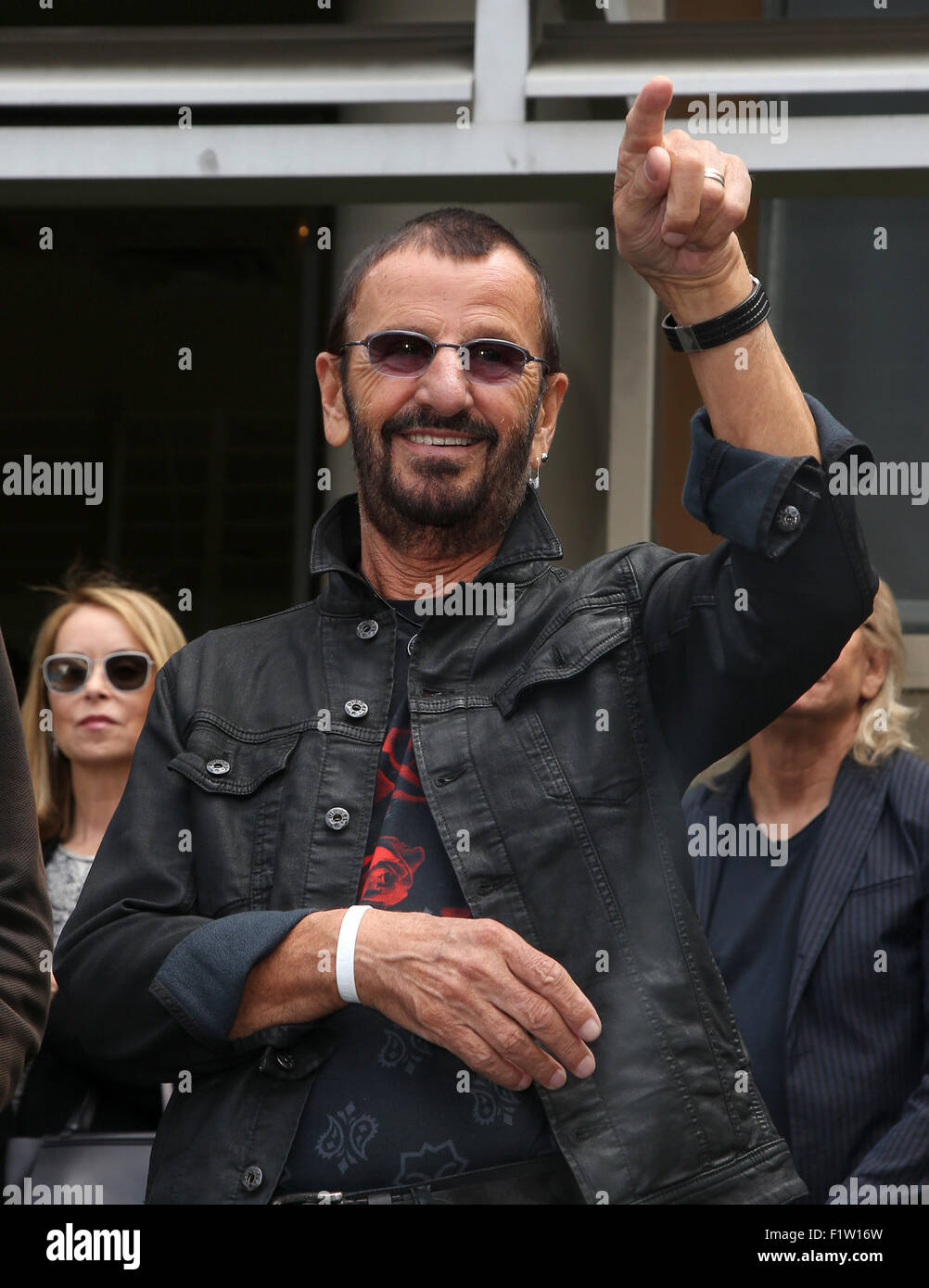 Birthday fan gathering for Ringo Starr's 75th and to call for peace ...