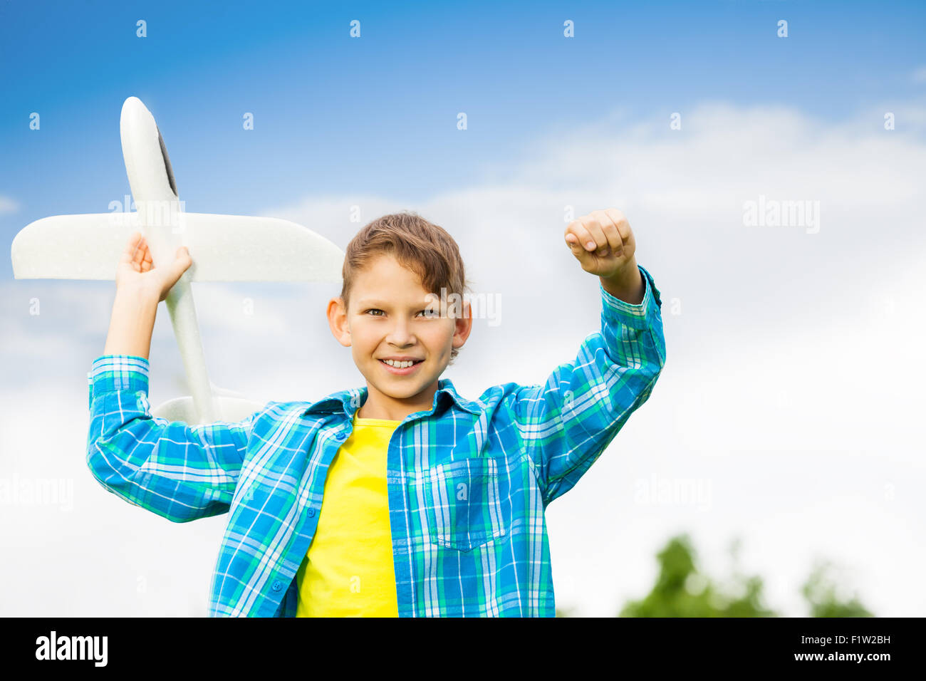Child model airplane hi-res stock photography and images - Alamy