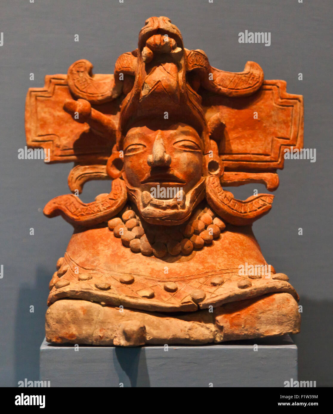 Monte alban tomb hi-res stock photography and images - Alamy