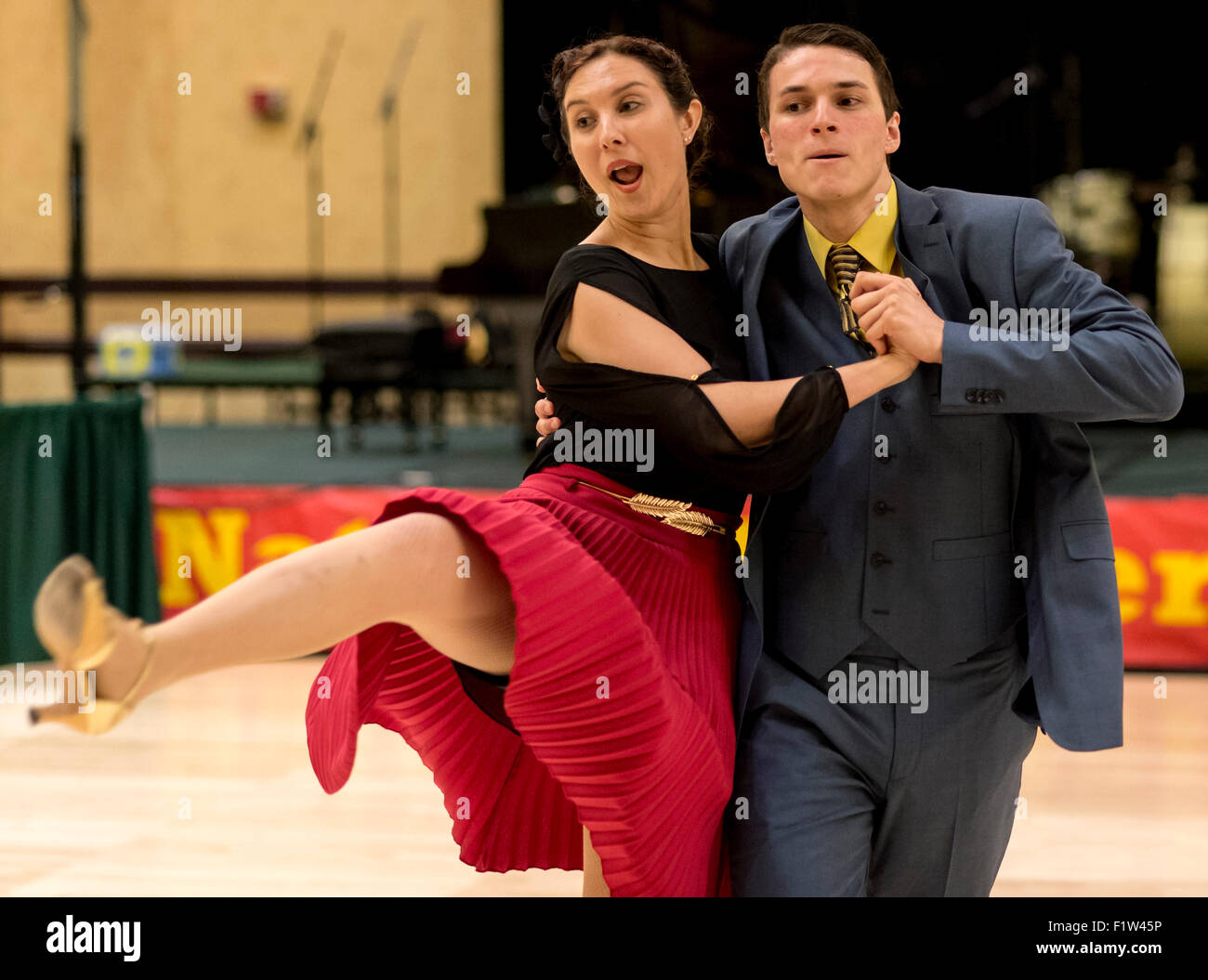 Los Angeles, California, USA. 06th Sep, 2015. Swing enthusiasts dance ...