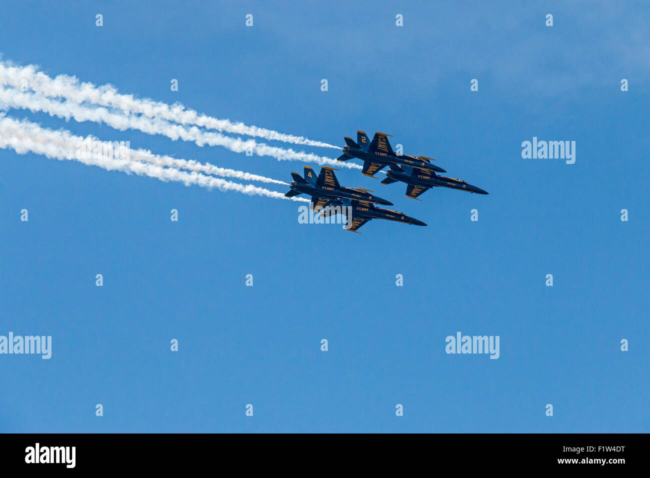 Blue angels hi-res stock photography and images - Alamy