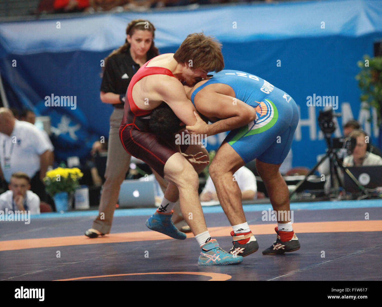 Las Vegas, Nevada, USA. 7th Sep, 2015. USA Andy Bisek defeats India's ...
