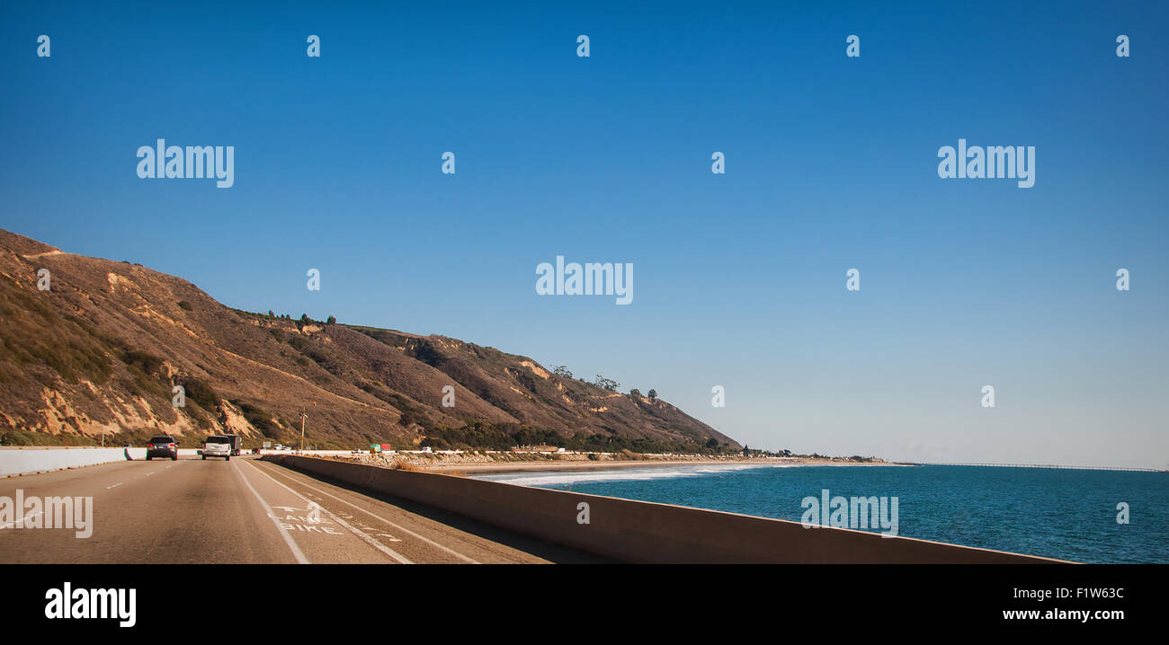 Road trip along Pacific ocean shoreline california Stock Photo - Alamy