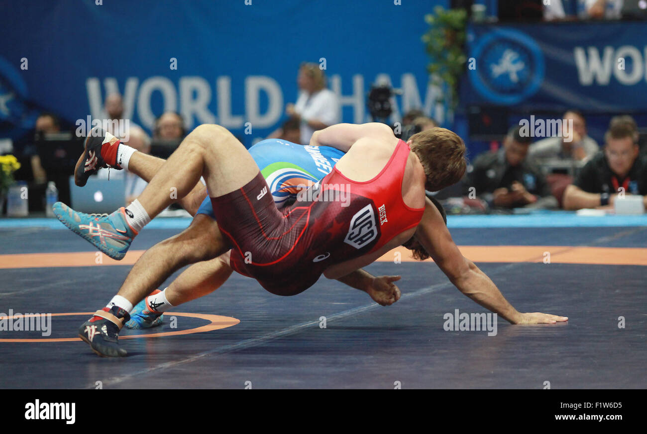 Las Vegas, Nevada, USA. 7th Sep, 2015. USA Andy Bisek defeats India's ...