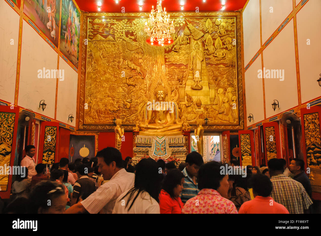 Temple Fair is an annual tradition Credit: Sujadn Pochanakit/Alamy Live ...