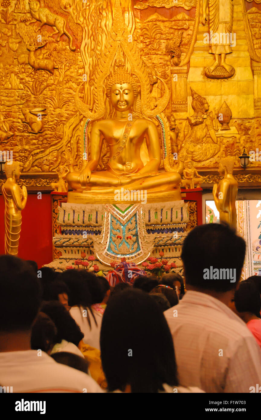 Temple Fair is an annual tradition Credit: Sujadn Pochanakit/Alamy Live ...