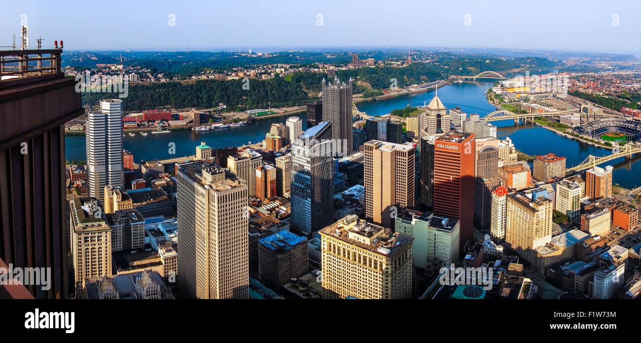Pittsburgh skyline aerial hi-res stock photography and images - Alamy
