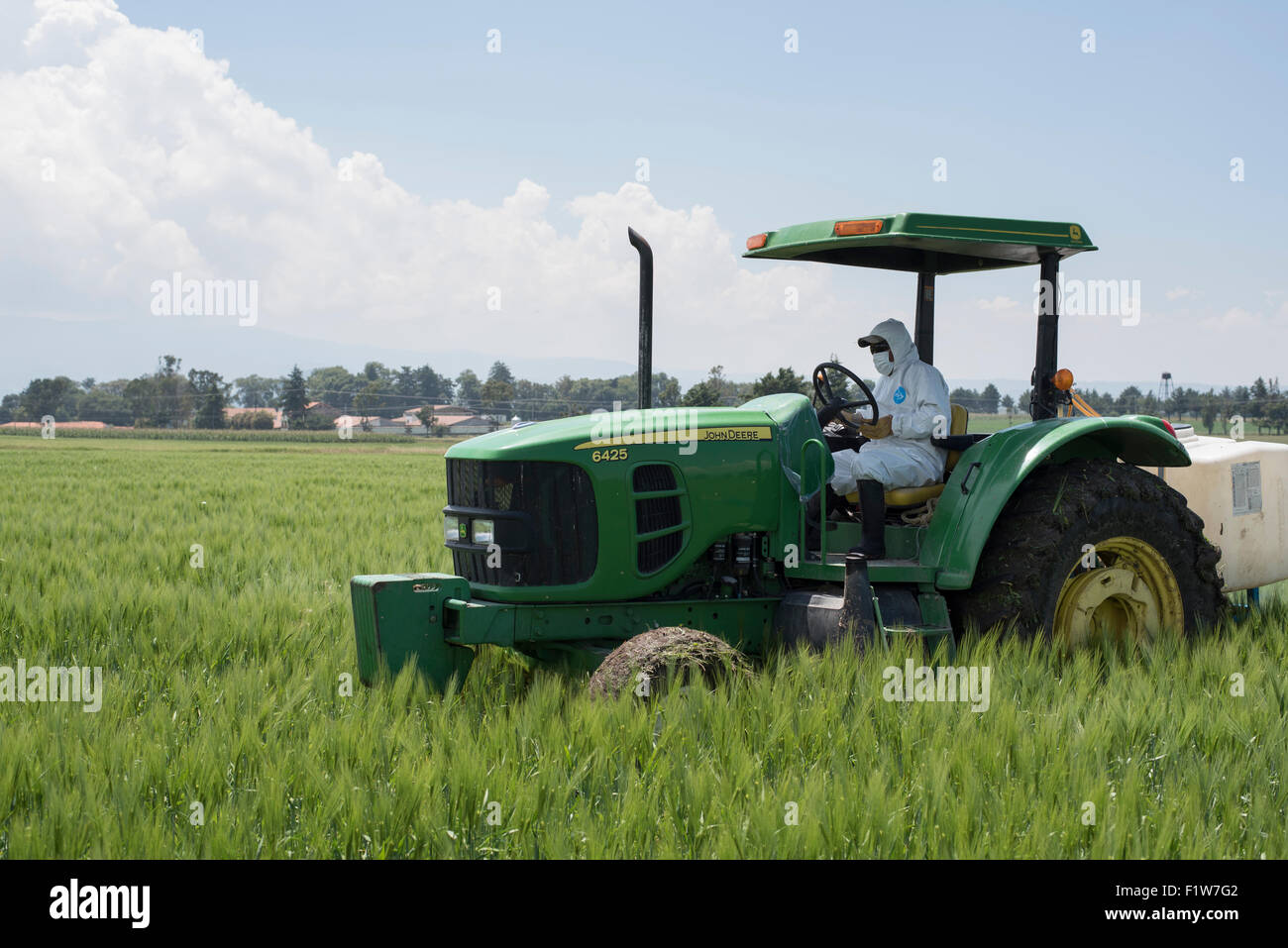 Agriculture tractor america hi-res stock photography and images - Alamy
