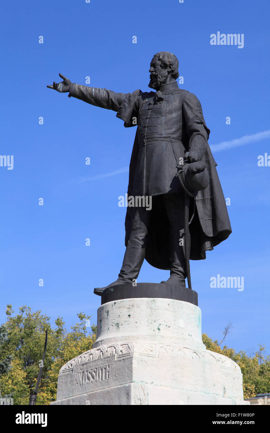Hungary Kecskemét Lajos Kossuth statue Stock Photo - Alamy