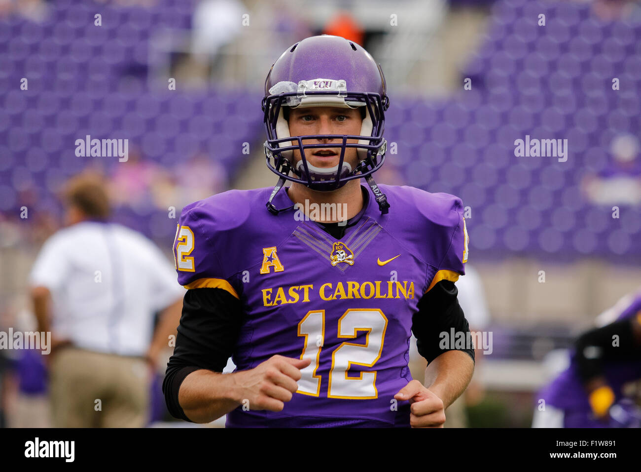 Greenville, NC, USA. 5th Sep, 2015. quarterback Cody Keith (12) of the ...