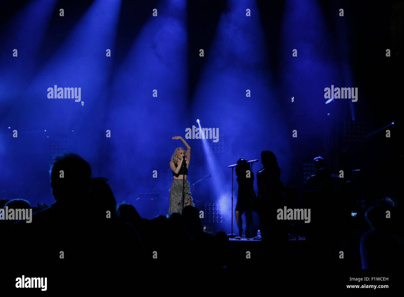 On stage royal albert hall in london hi-res stock photography and ...