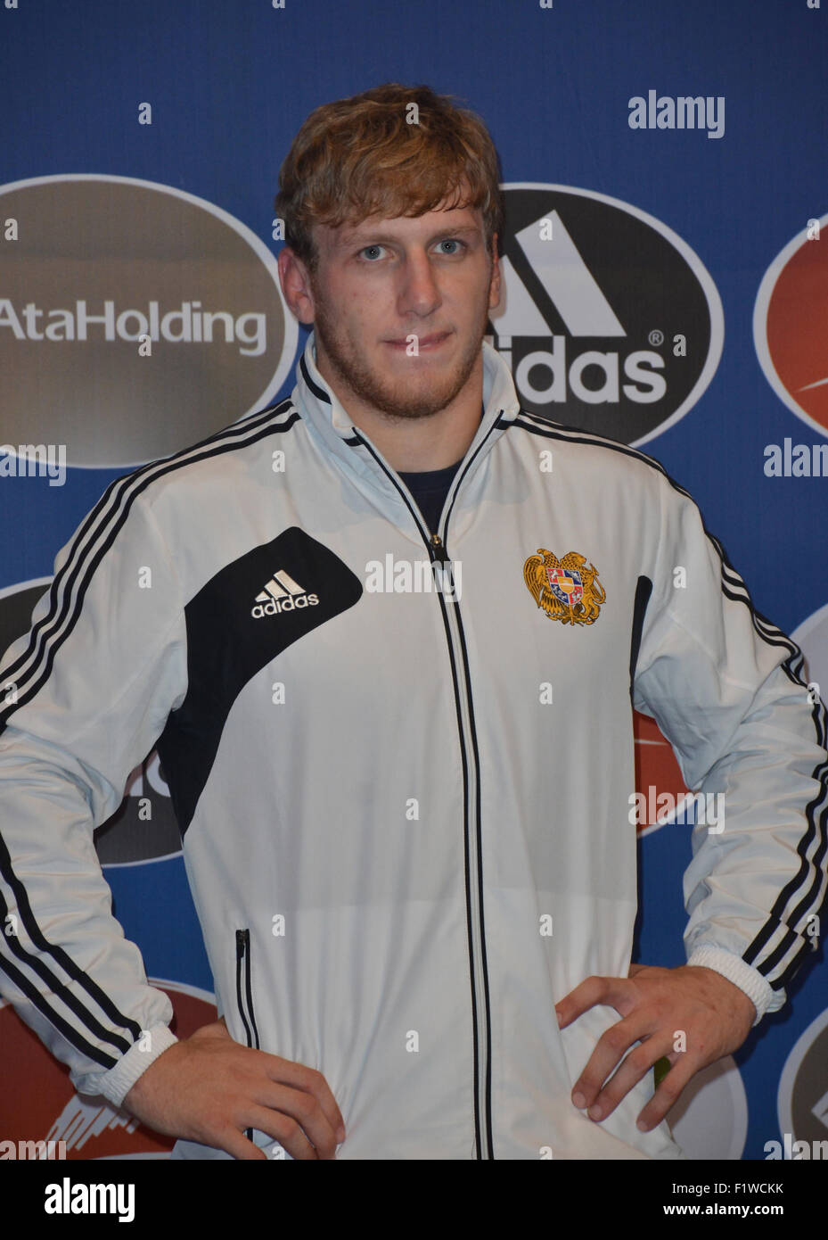 Las Vegas, Nevada, USA. 7th Sep, 2015. Russian Roman Vlasov is crowned ...