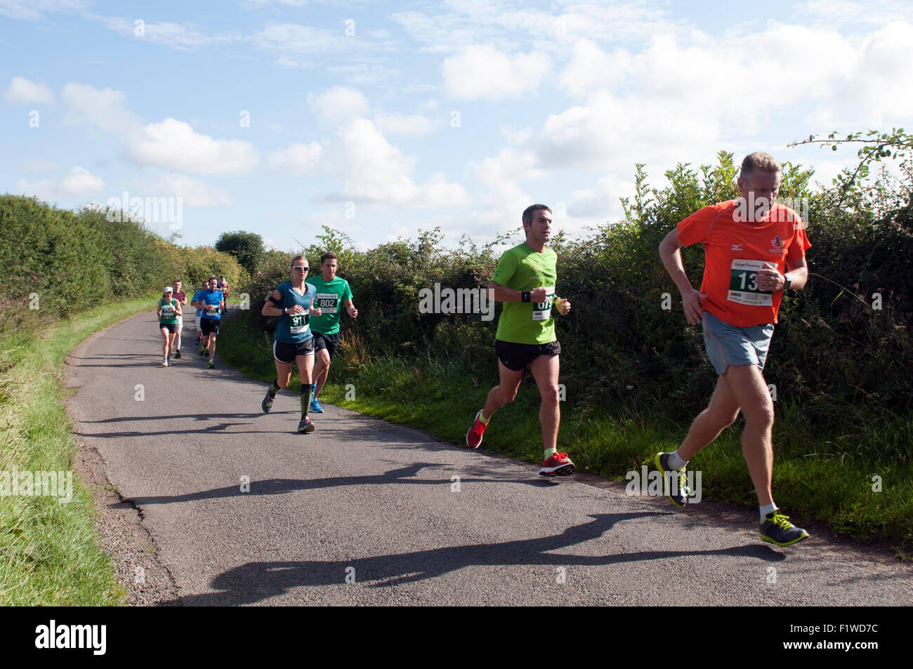 Half marathon runners hi-res stock photography and images - Alamy
