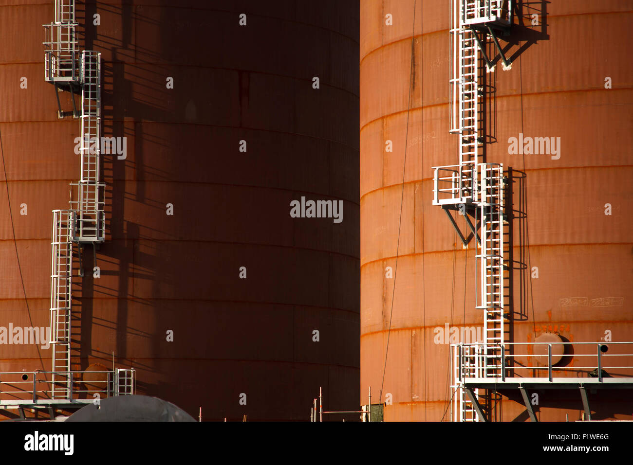Rusted silos hi-res stock photography and images - Alamy