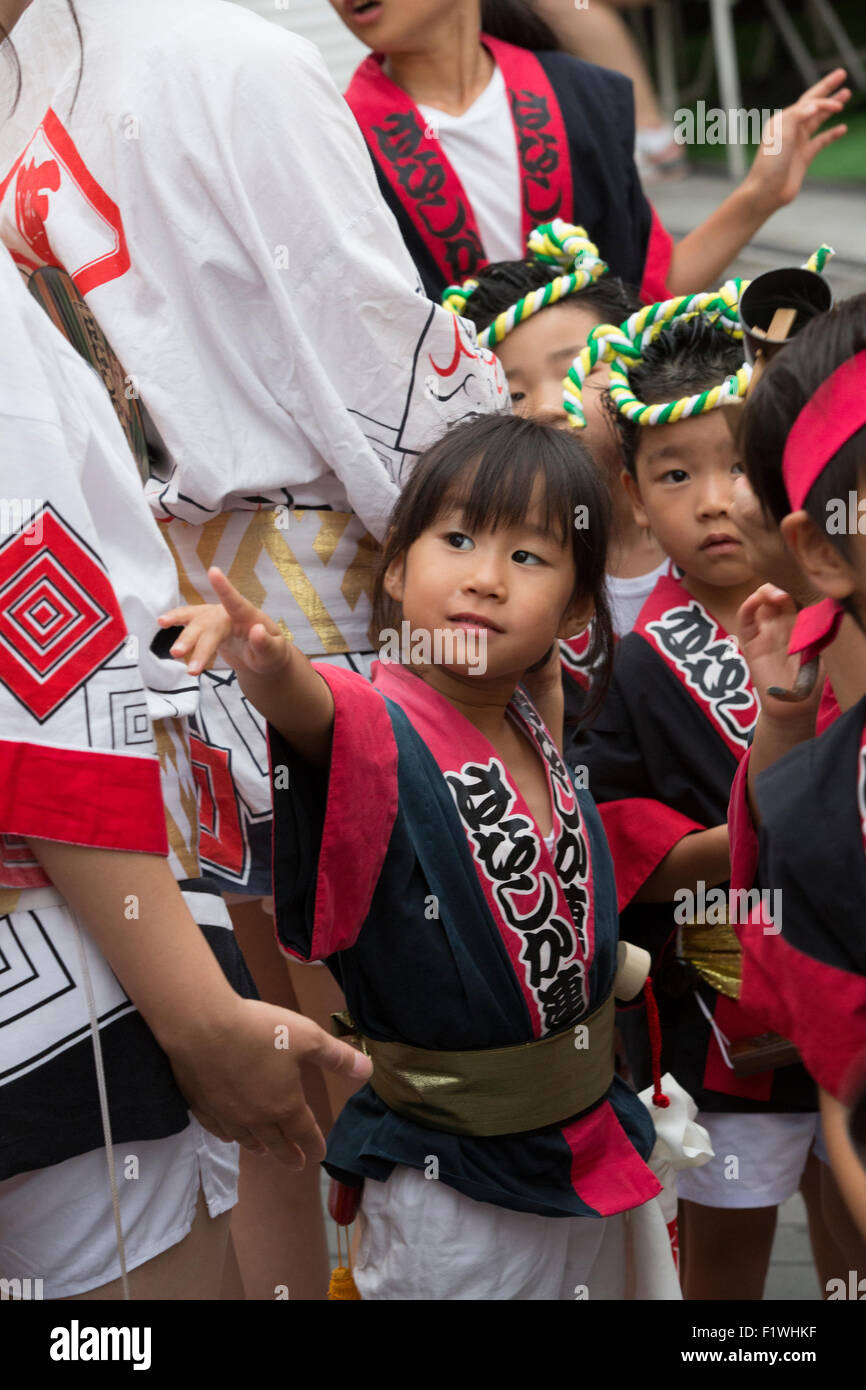 Japan city, people and landscape Stock Photo - Alamy