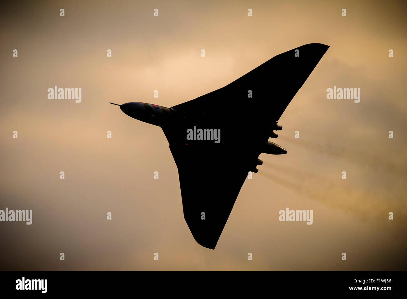 British Cold War era nuclear bomber, Avro Vulcan B.Mk2 XH558. Now owned ...