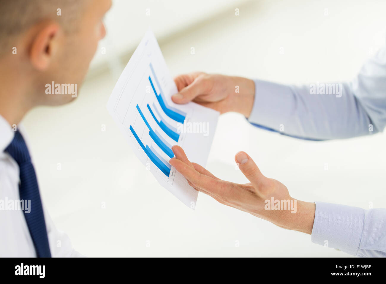 Hands chart hi-res stock photography and images - Alamy