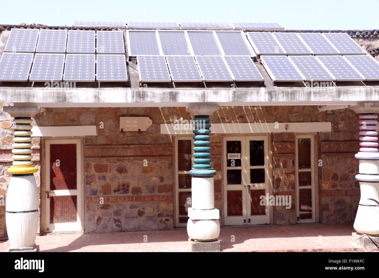 Solar and renewable technologies hi-res stock photography and images ...