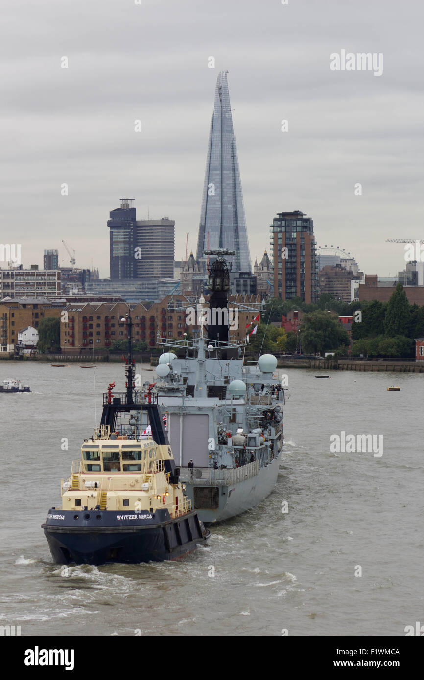 Hms portland f79 hi-res stock photography and images - Alamy