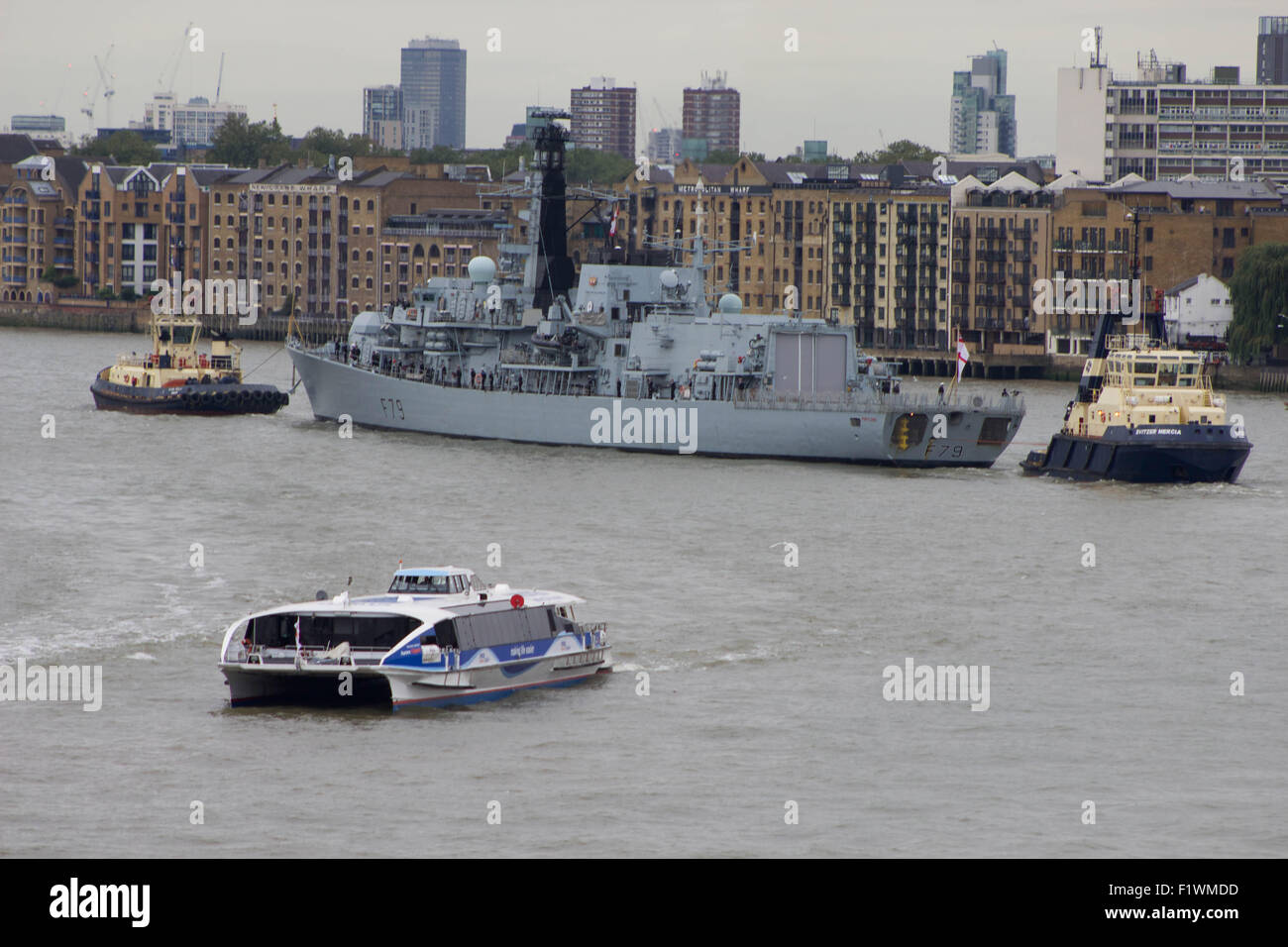 Hms portland f79 hi-res stock photography and images - Alamy