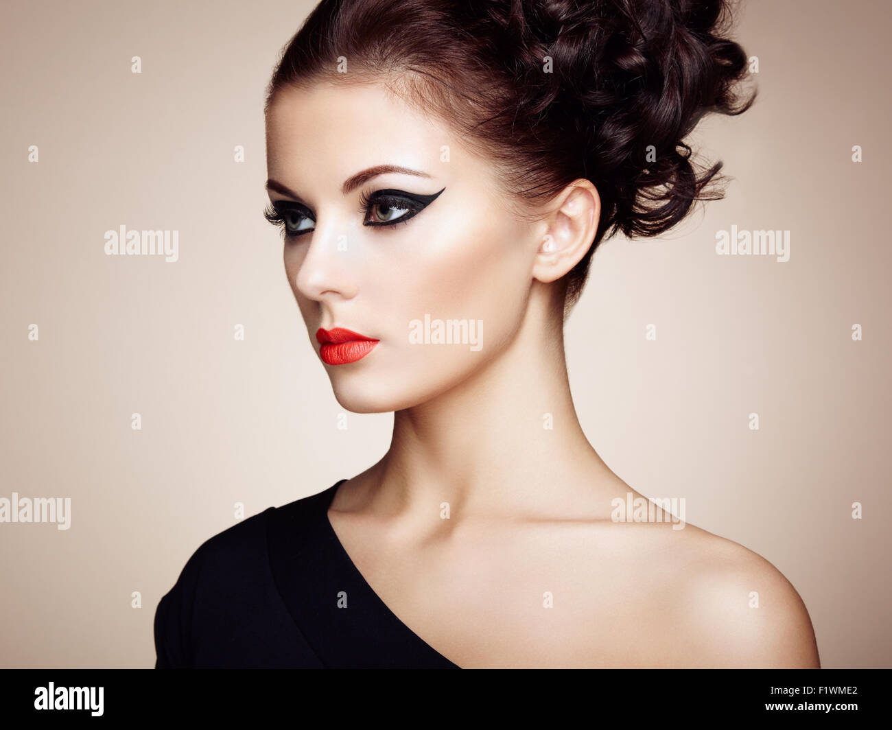 Portrait of beautiful sensual woman with elegant hairstyle. Perfect ...