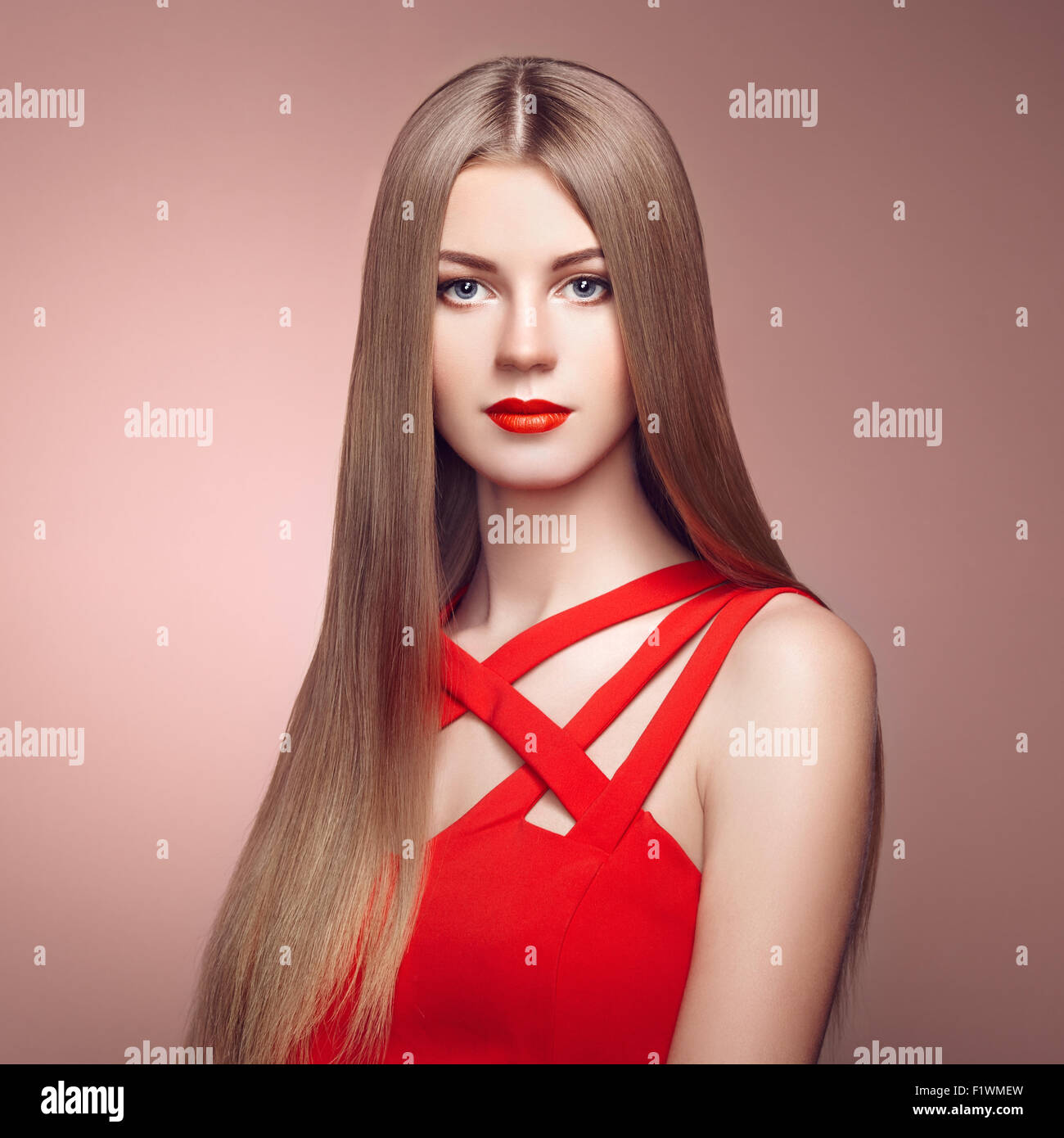 Fashion portrait of elegant woman with magnificent hair. Blonde girl ...