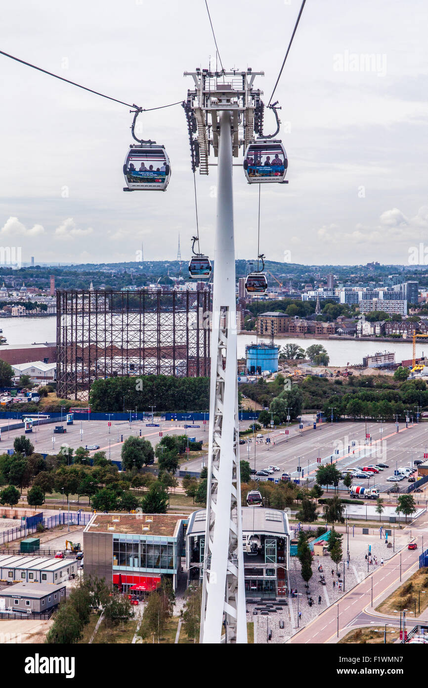 Emirates Air Line cable car crossing the River Thames from North ...