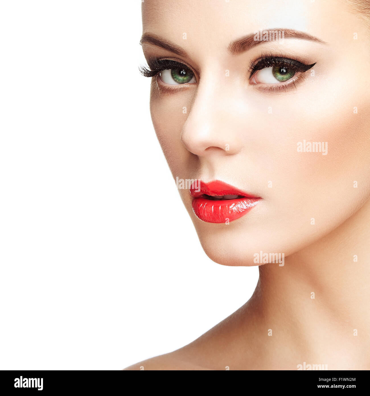 Beautiful woman face. Perfect makeup. Beauty fashion Stock Photo - Alamy