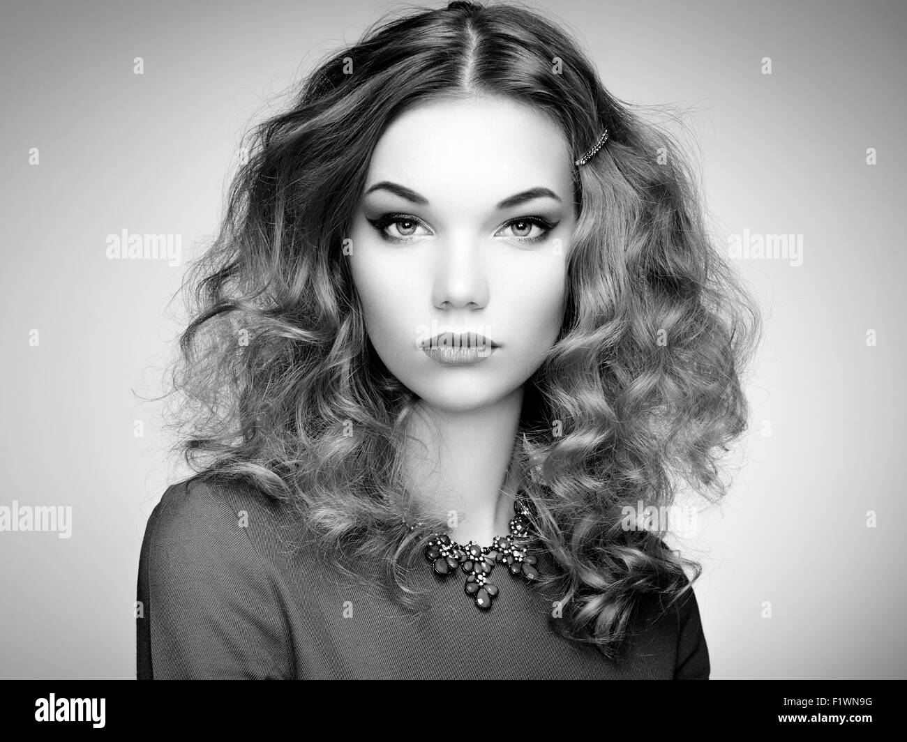Fashion Portrait Of Elegant Woman With Magnificent Hair Blonde Girl