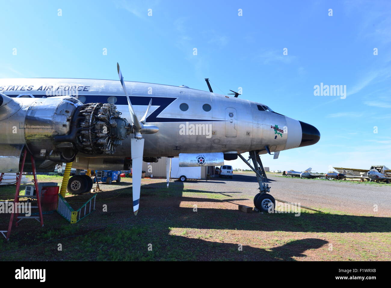 1950s general macarthur hi-res stock photography and images - Alamy