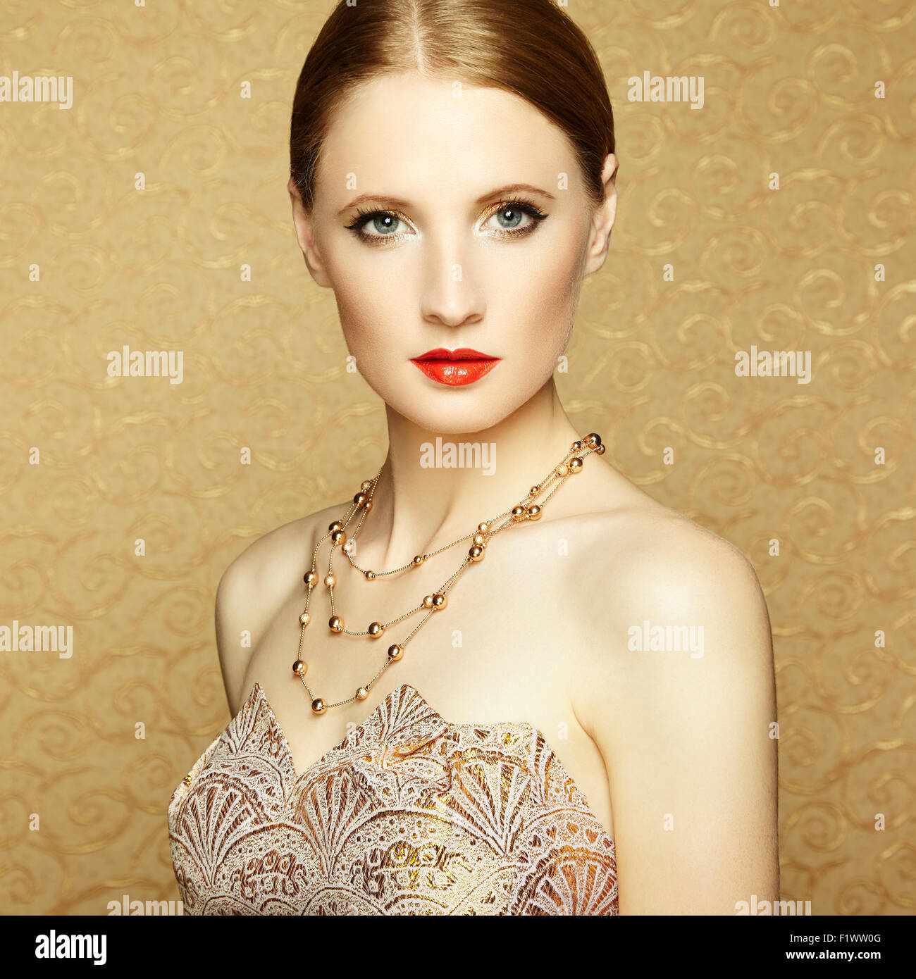 Beautiful woman face. Perfect makeup. Beauty portrait Stock Photo - Alamy