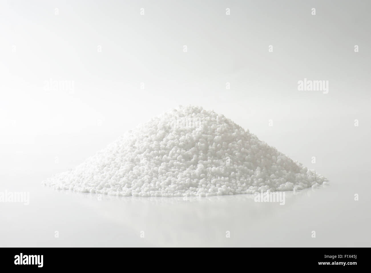 Heap of coarse grained salt Stock Photo - Alamy