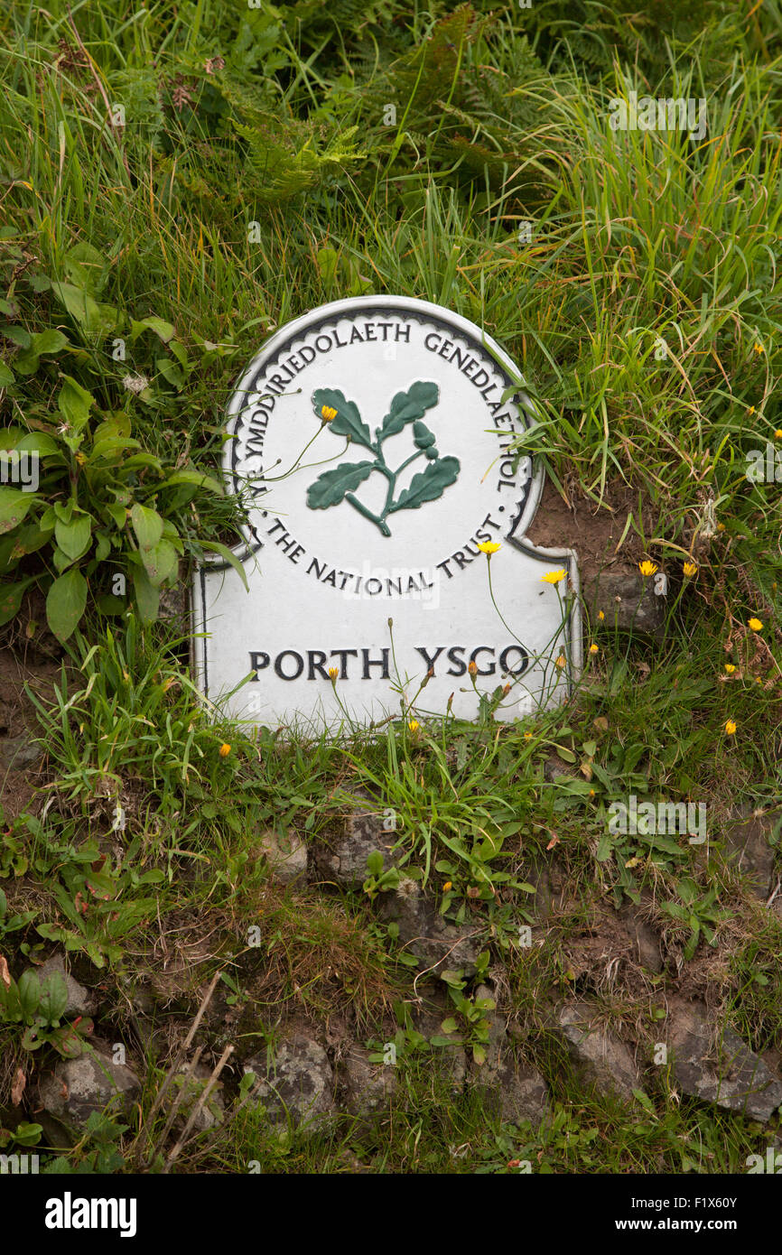 Cast iron sign hi-res stock photography and images - Alamy