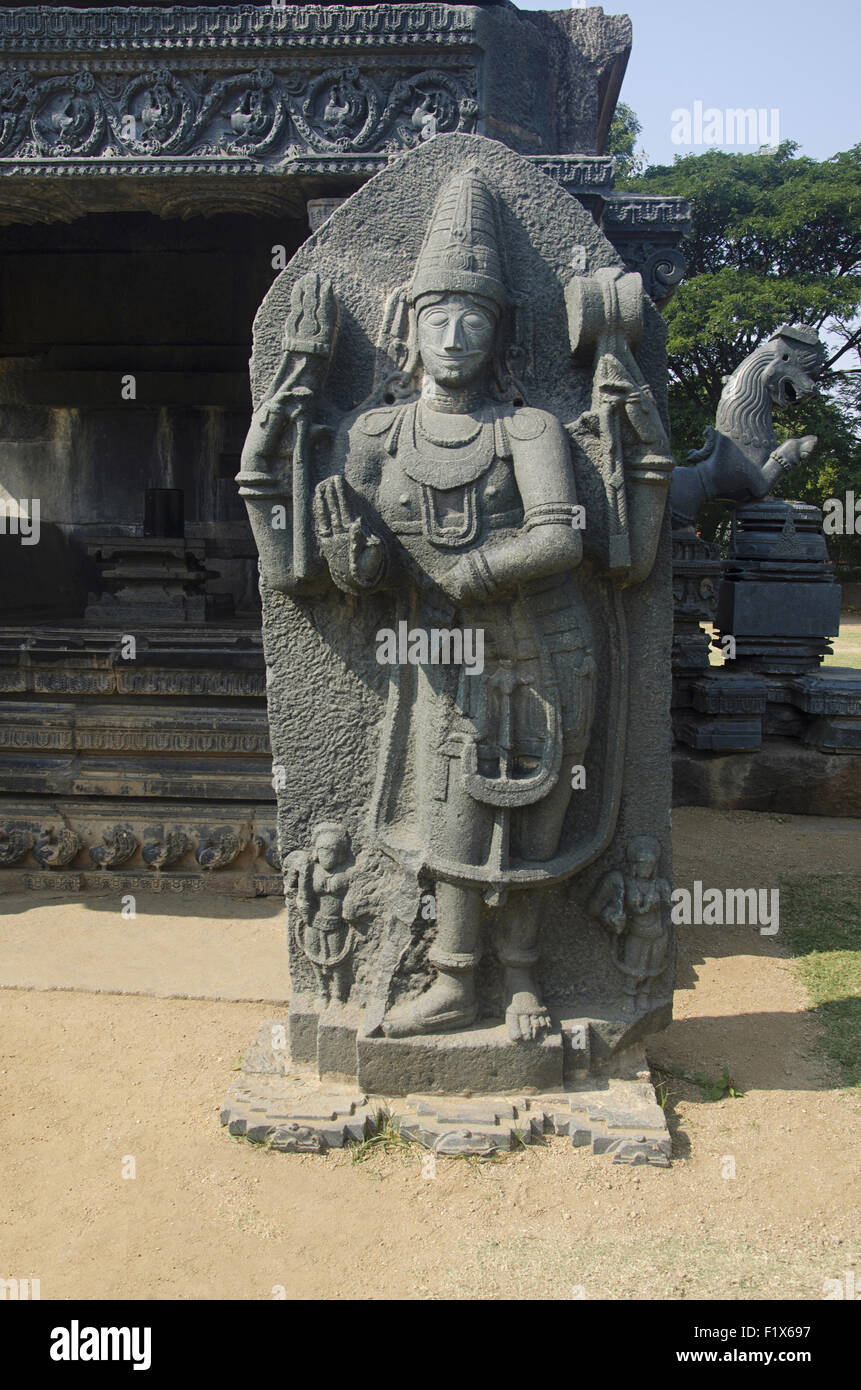 Beautifully carved Linga Shrine, Temple complex, Warangal Fort ...