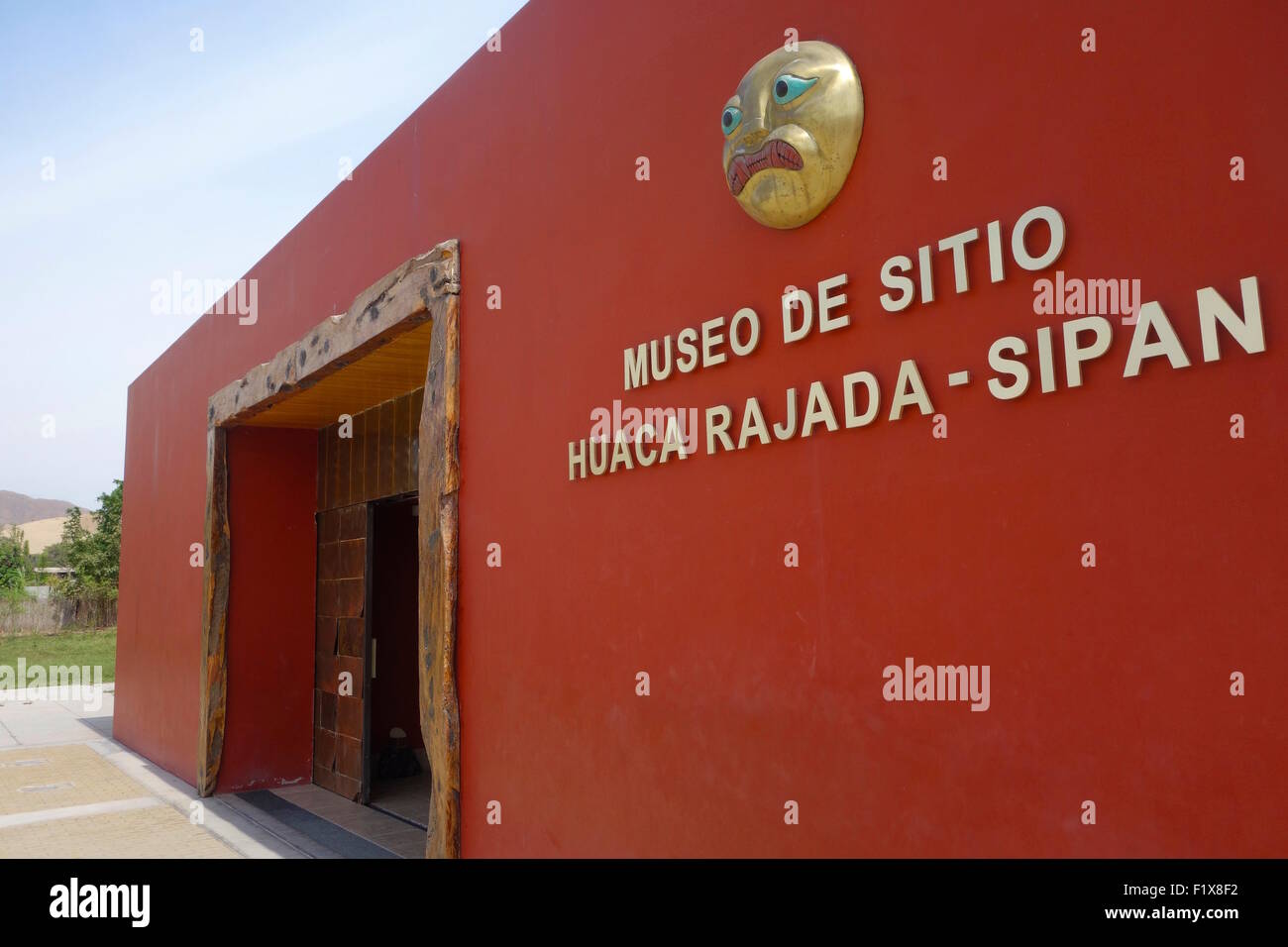 The Royal Tombs of the Lord of Sipan, Huaca Rajada, Lambayeque ...