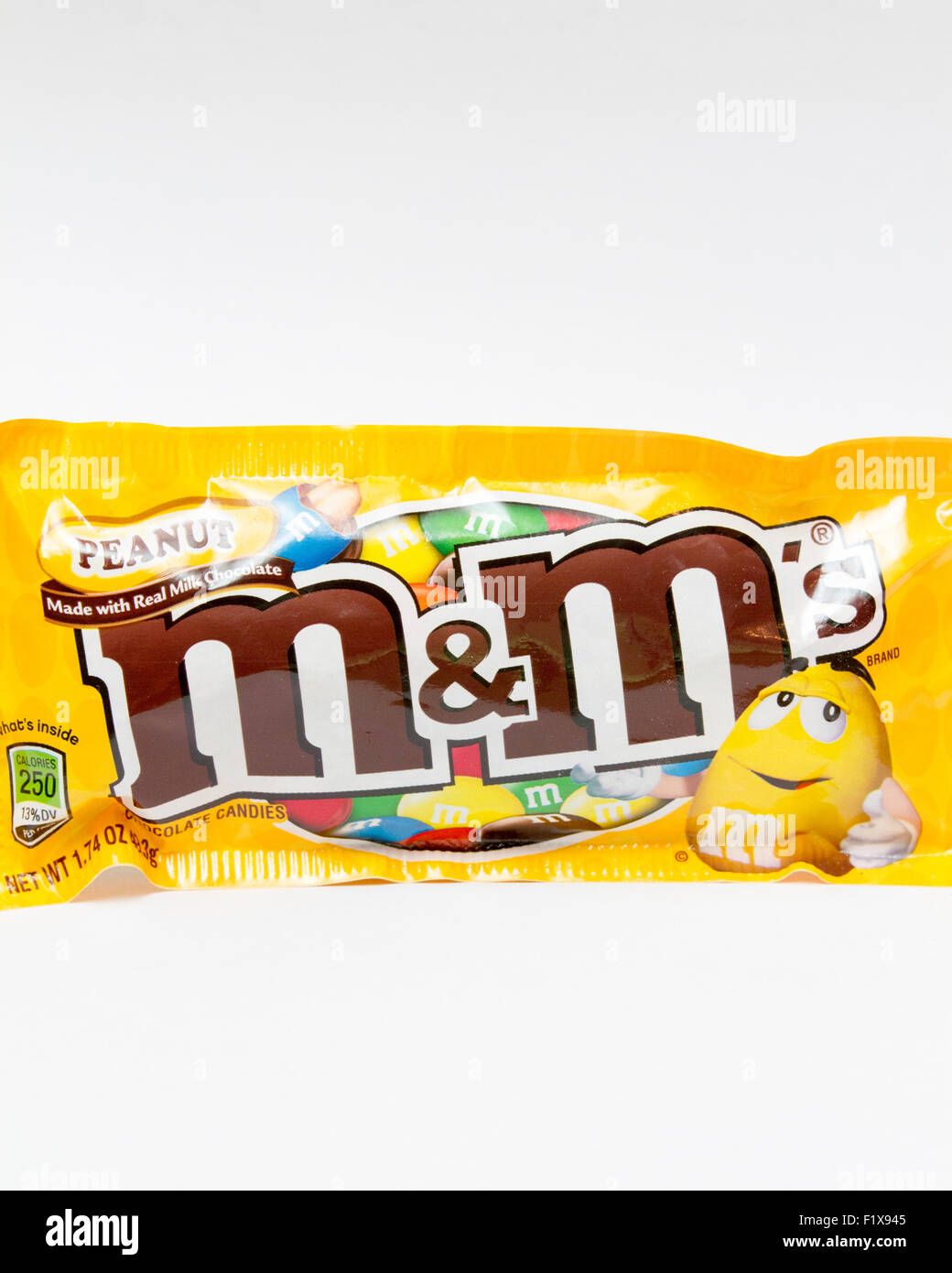 A bag of M&M peanut candies Stock Photo - Alamy