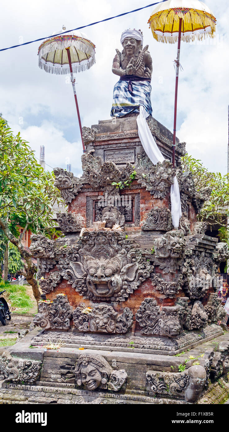 Demon statue, Ubud, Bali, Indonesia Stock Photo - Alamy