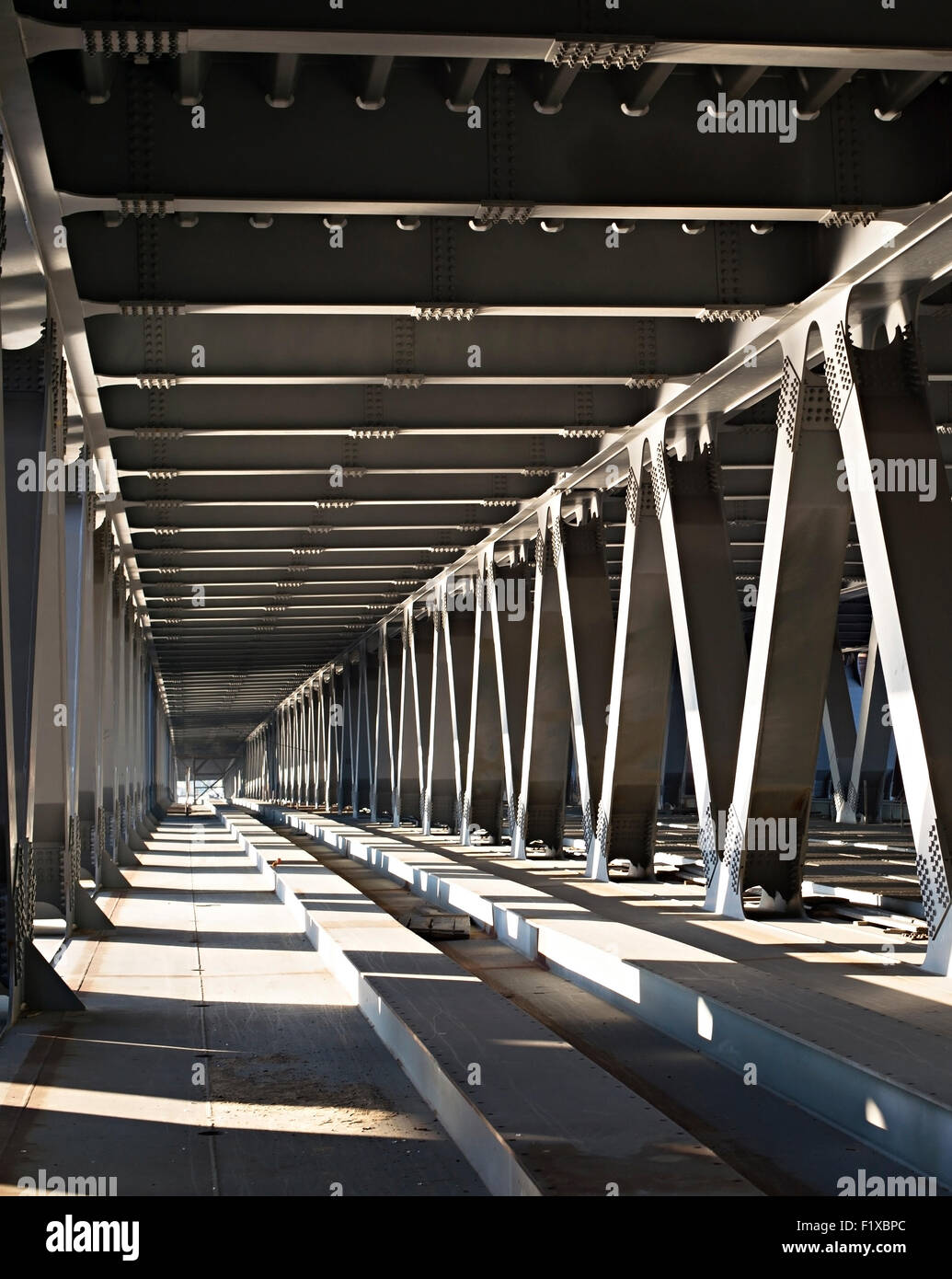 Interior bridge architecture hi-res stock photography and images - Alamy