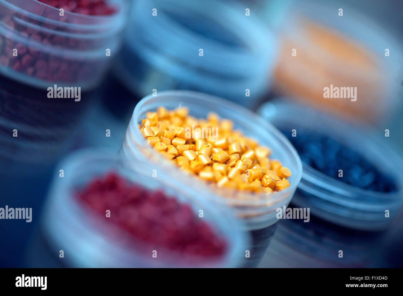 Plastic lab hi-res stock photography and images - Alamy