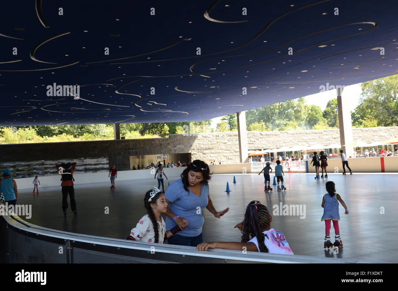 le frak skating rink prospect park brooklyn Stock Photo - Alamy