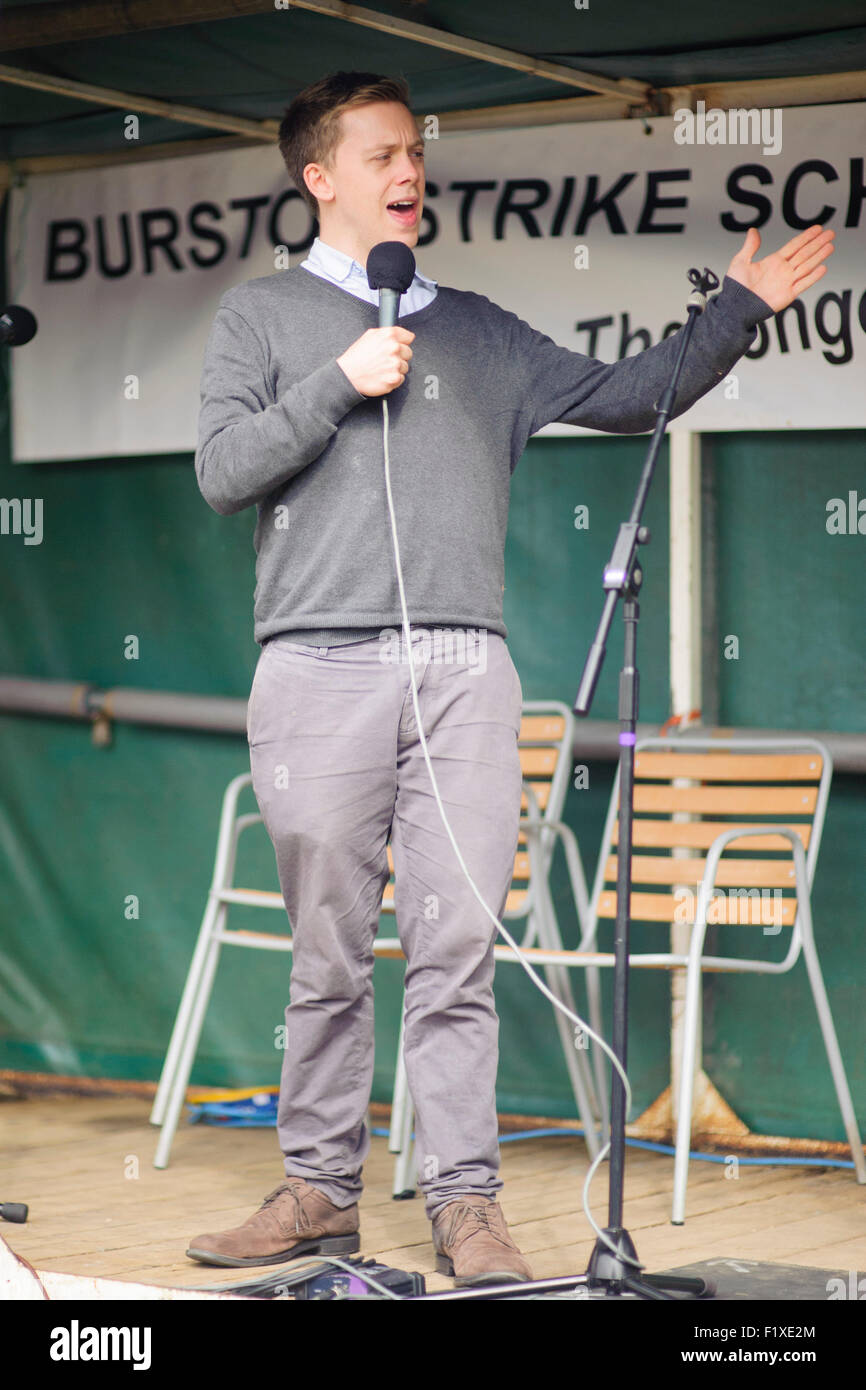 Owen Jones, British columnist, author, commentator and political ...