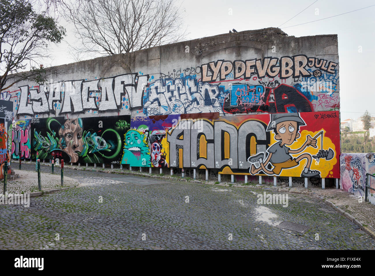 Portugal, Lisbon, mural, graffiti, city urban street art Stock Photo ...