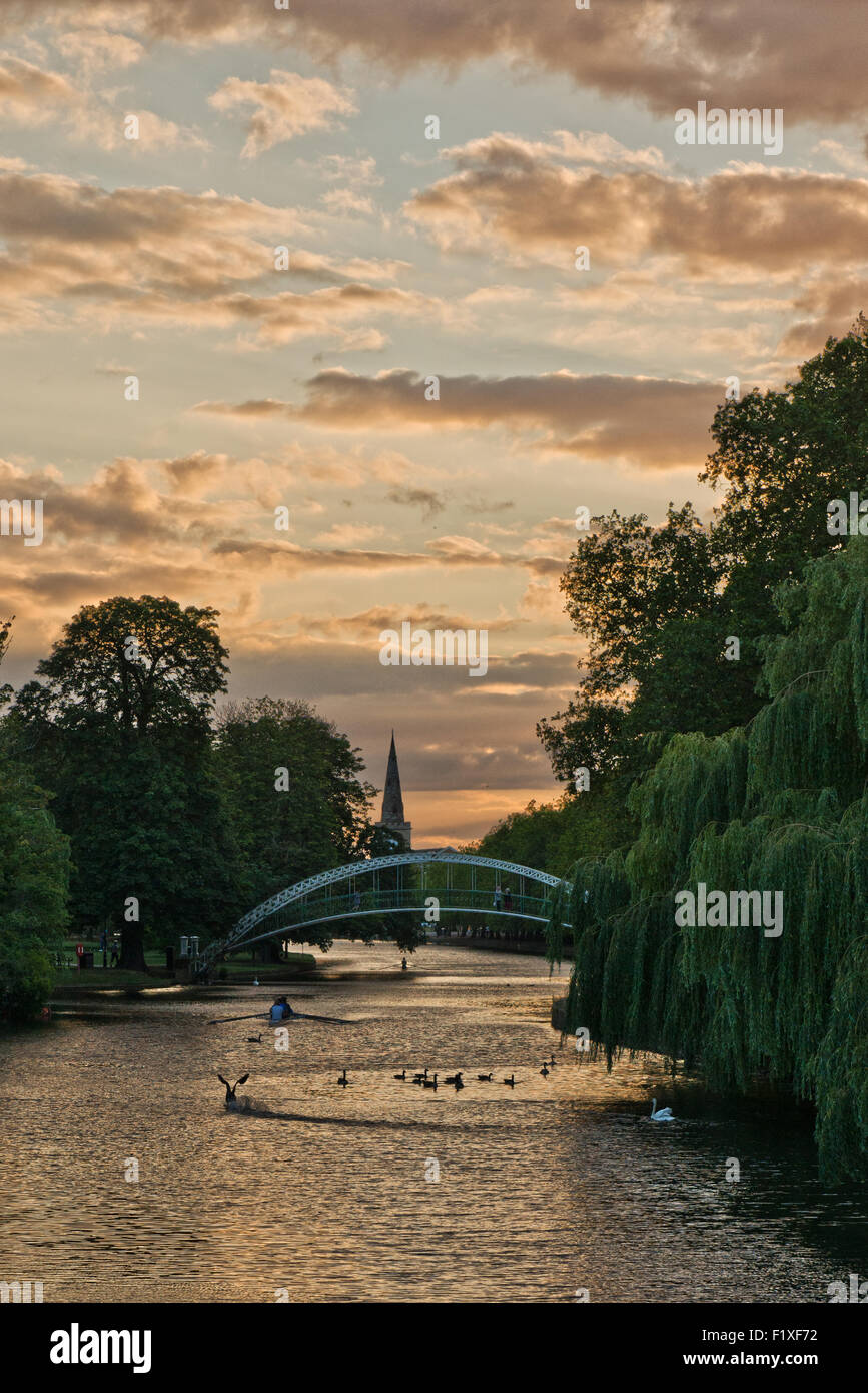 River Great Ouse which flows through Bedford's parkland Stock Photo - Alamy