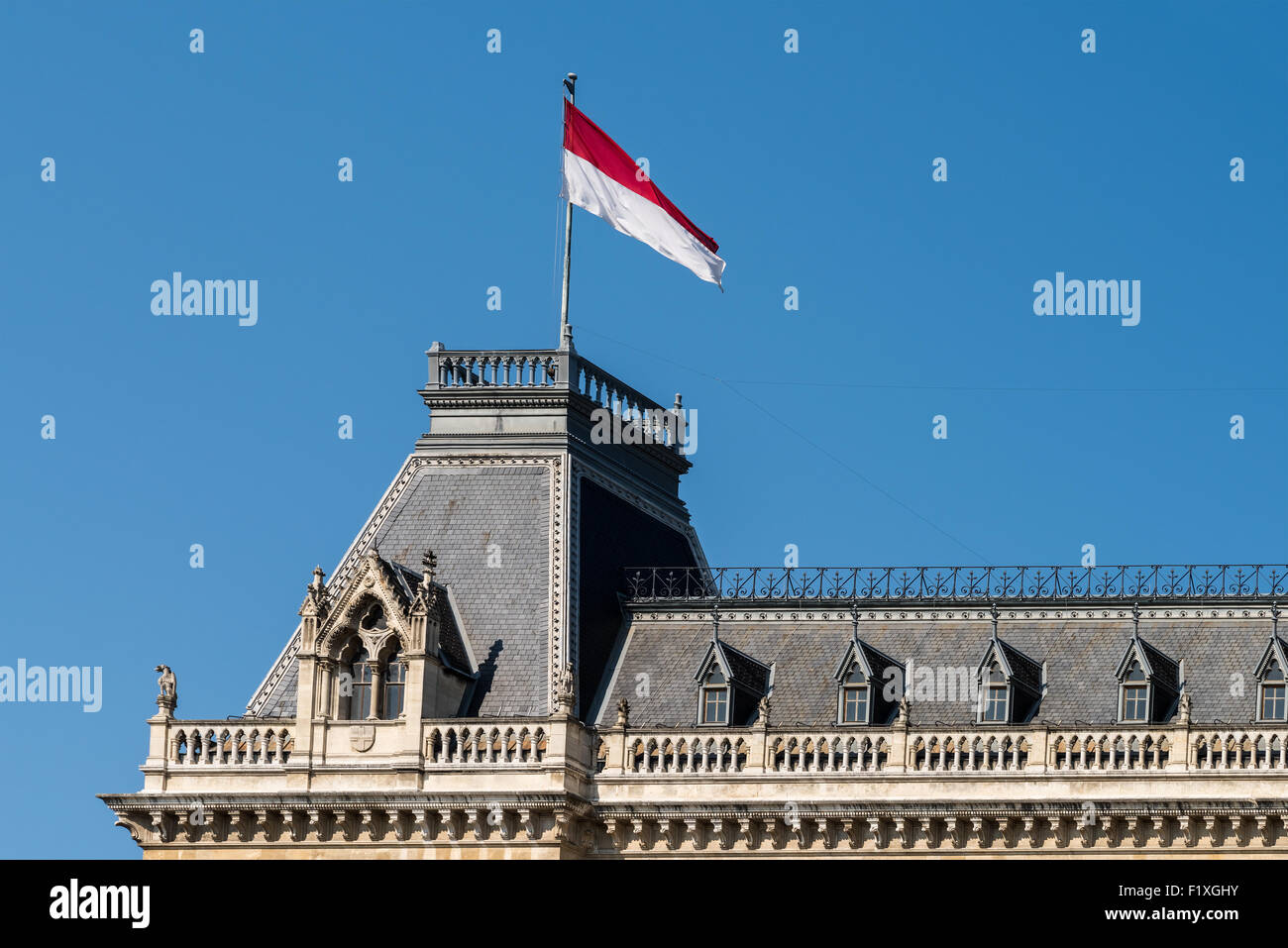 Austria state flag hi-res stock photography and images - Alamy