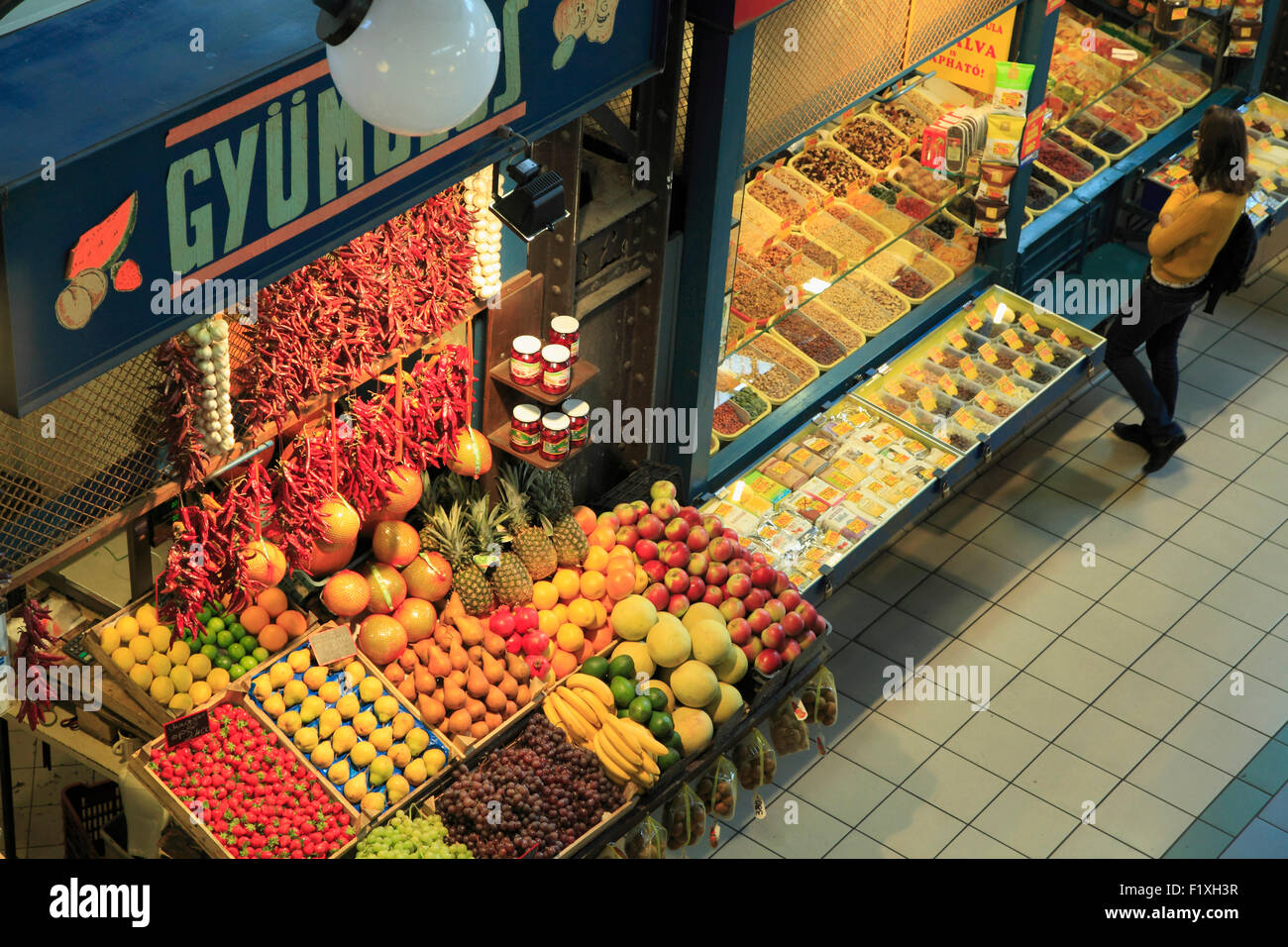 Budapest food market hi-res stock photography and images - Alamy