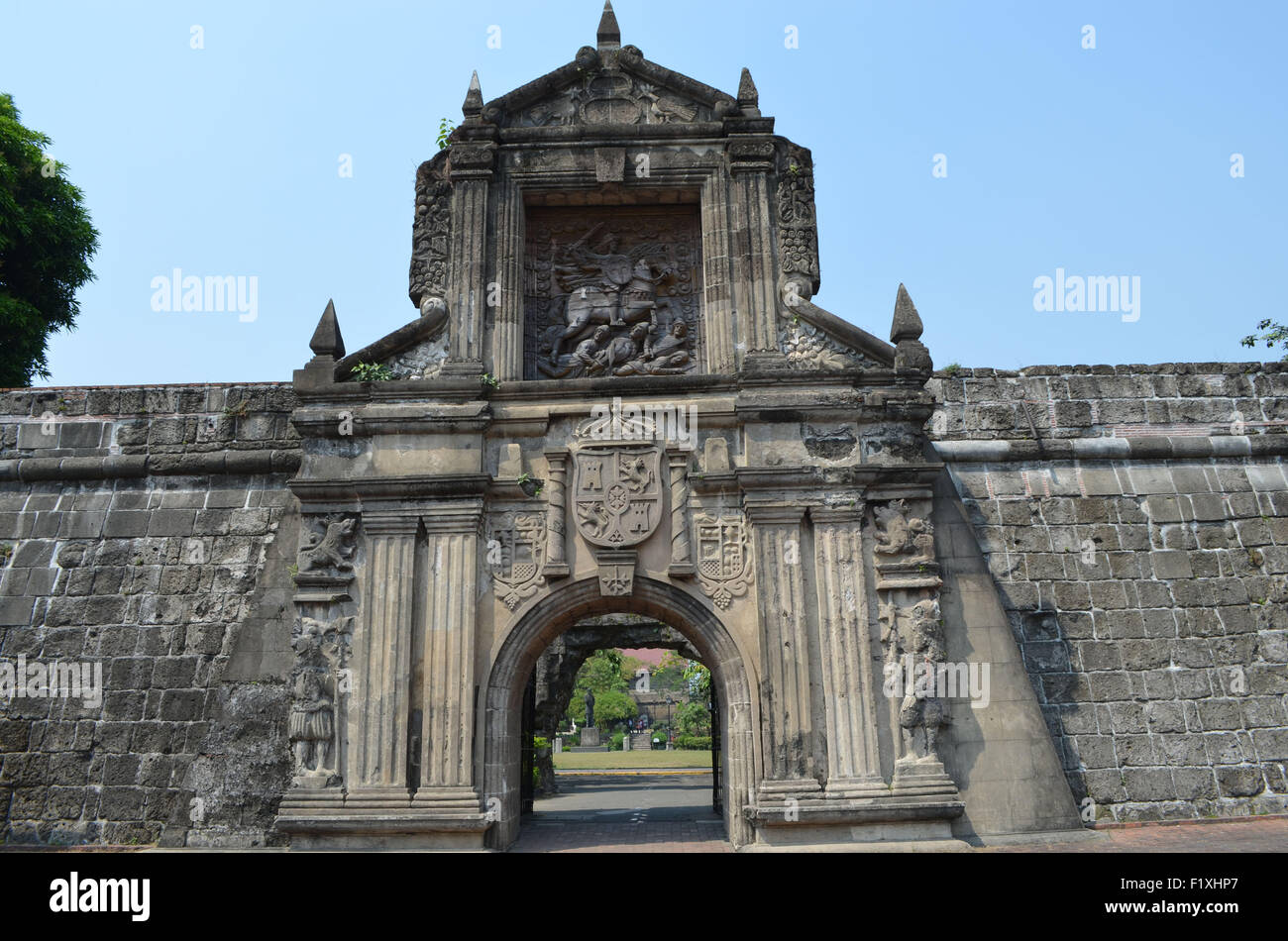 FortSantiagoManila.Oldest fortification once owned by the British (1762 ...