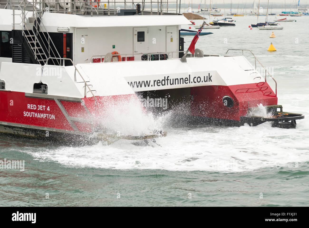 Isle of wight red funnel ferry hi-res stock photography and images - Alamy